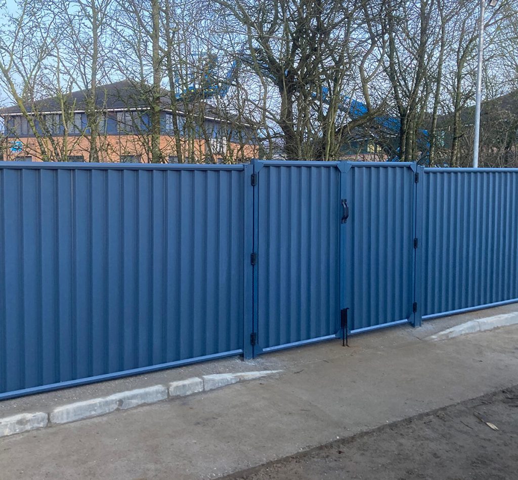 ColourFence Blue Fence with Ball Caps | ColourFence