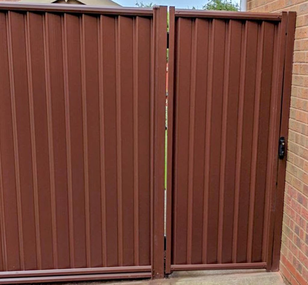 ColourFence Gate in Plain Brown | ColourFence Gates