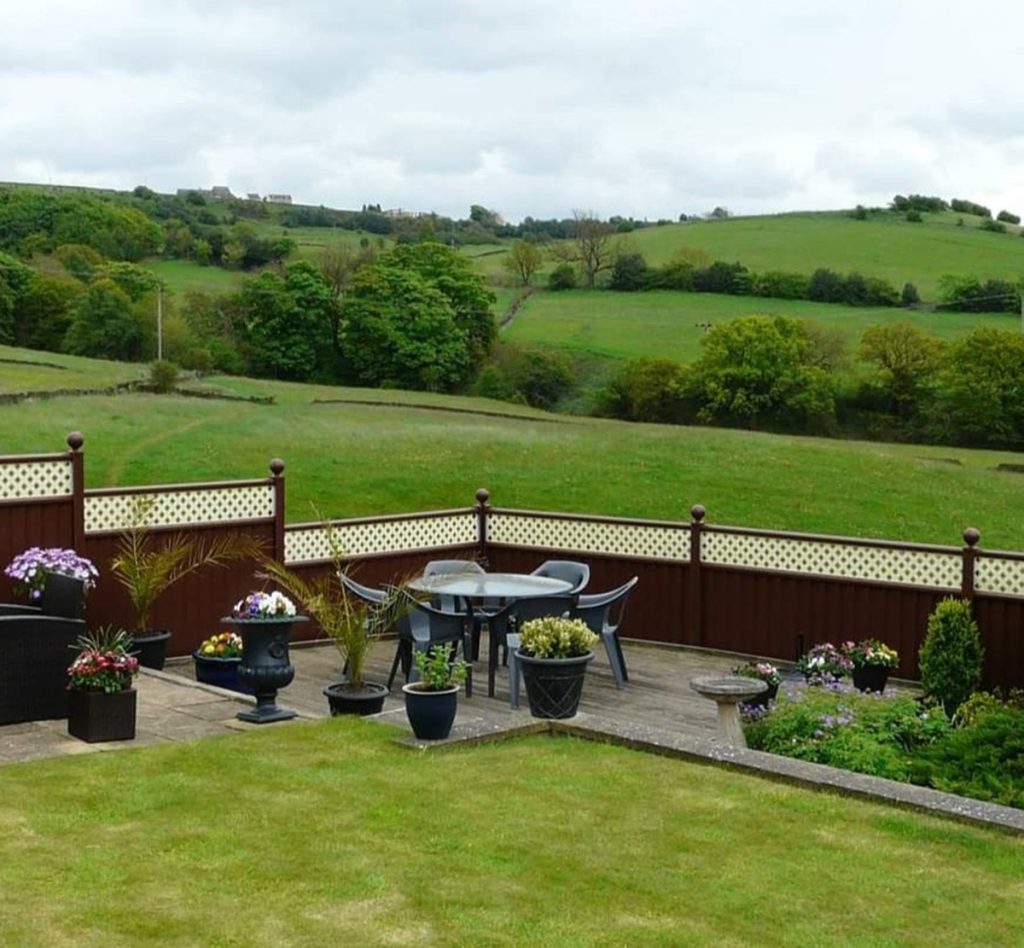 Brown Fence with Cream Trellis & Ball Caps | ColourFence