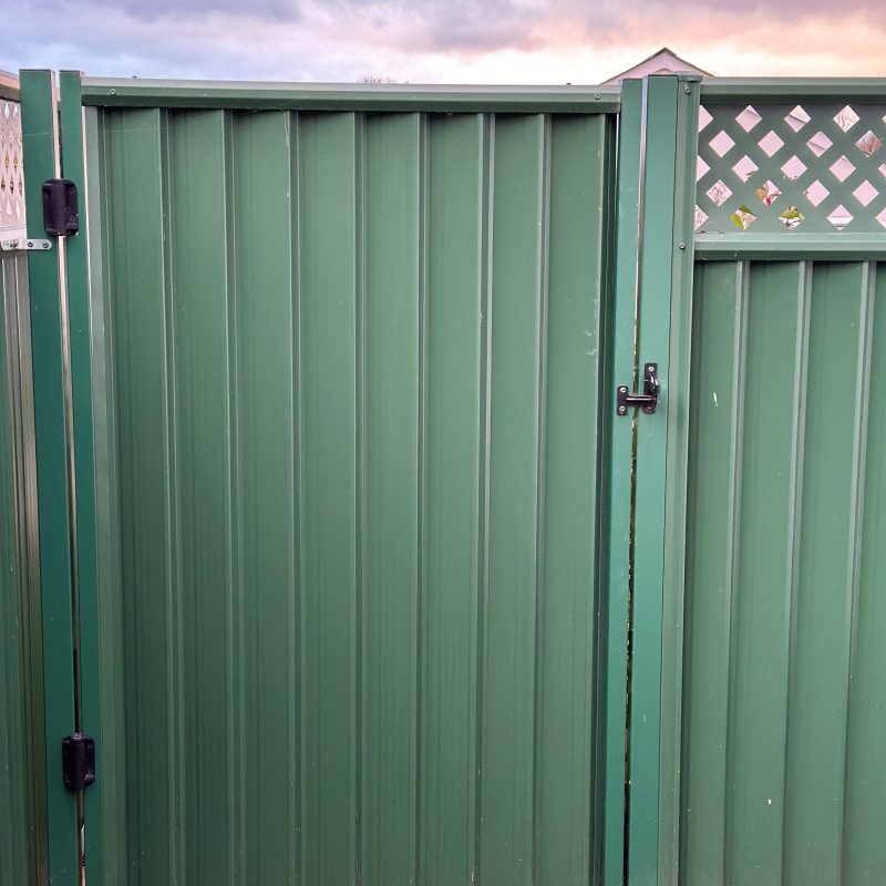 ColourFence Gate in Plain Green | ColourFence Gates